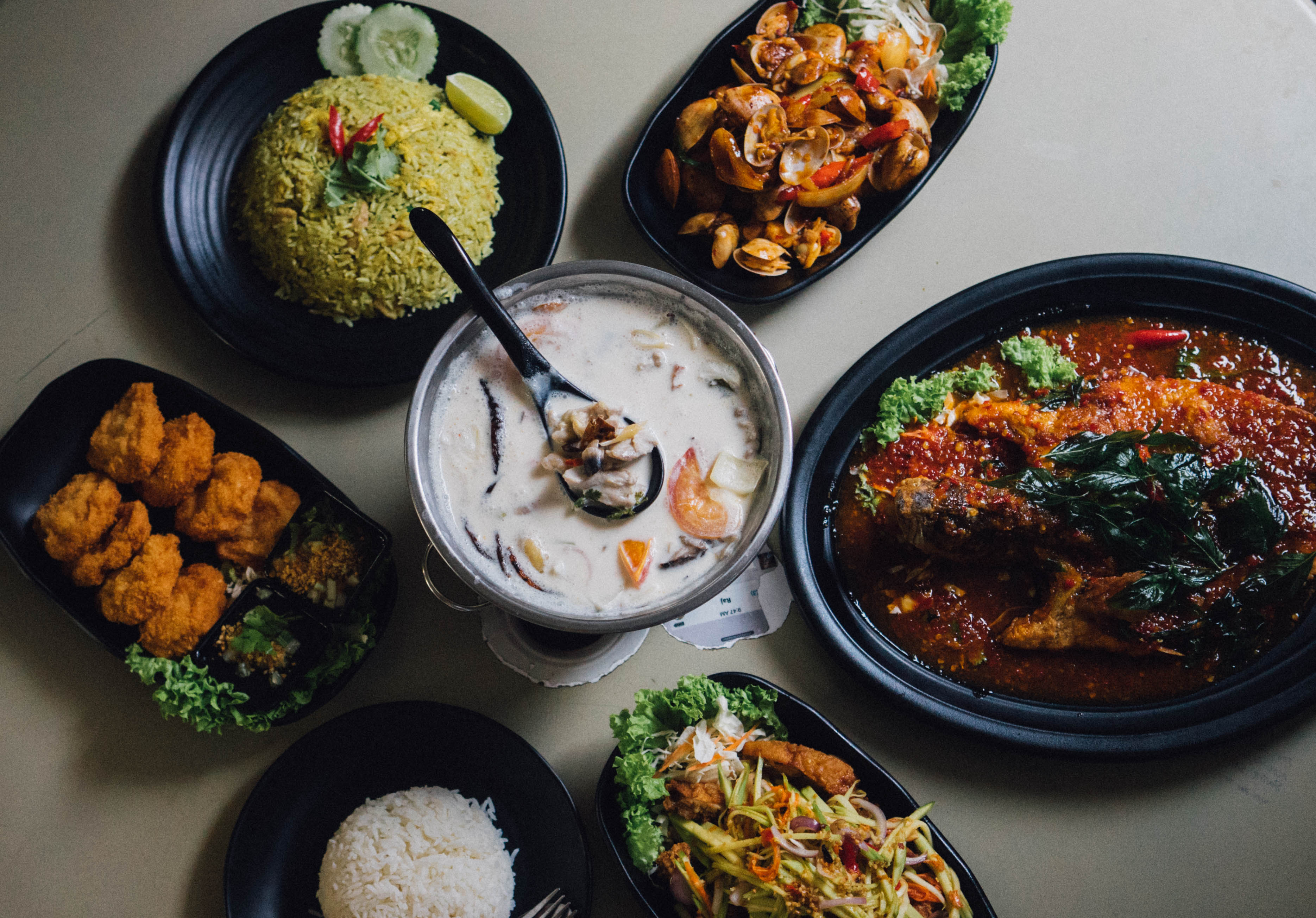 Roy Thai Kitchen – Chue On It