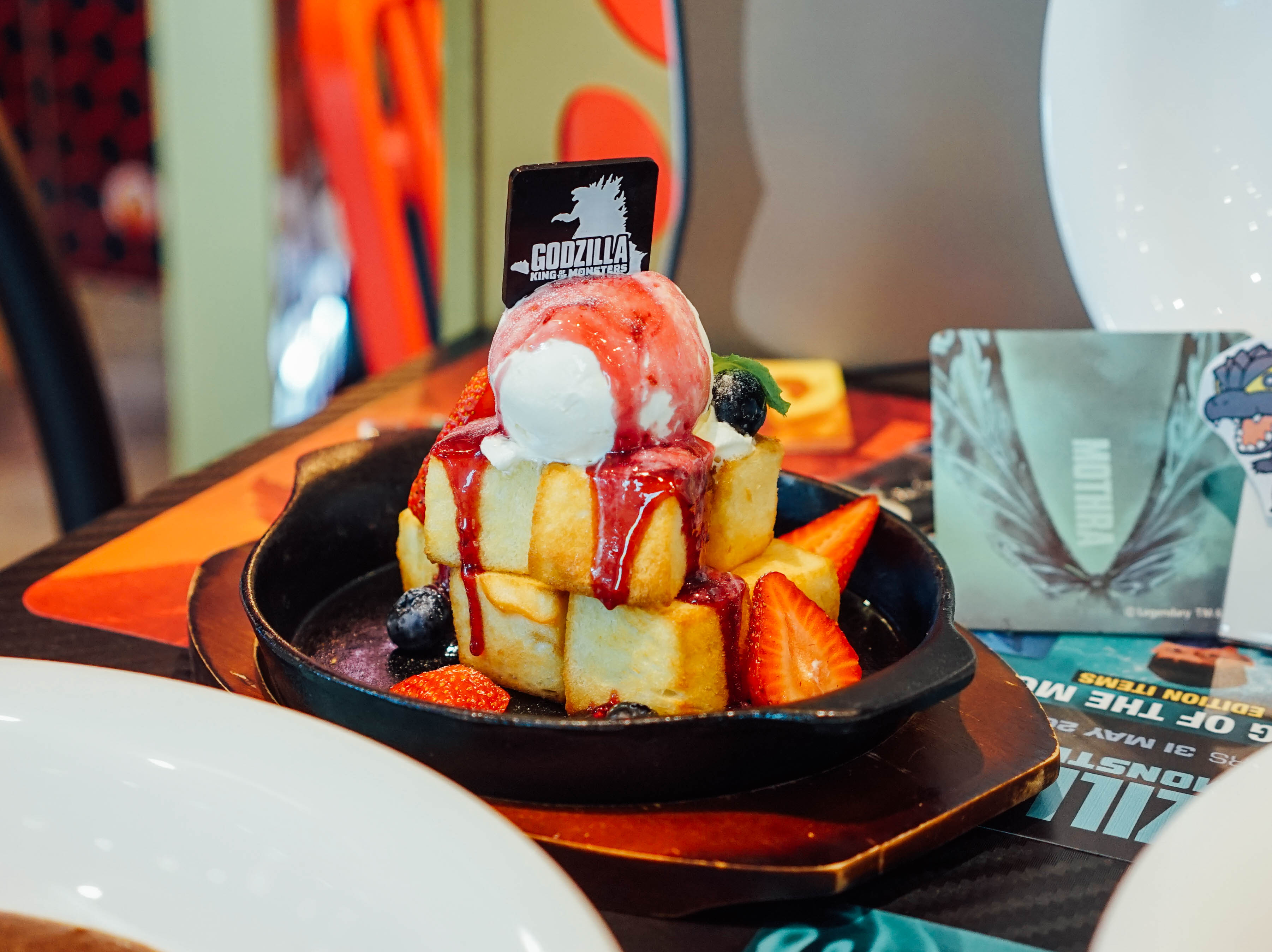 Godzilla: King of the Monsters Themed Curry Rice @ Monster Curry (18 ...