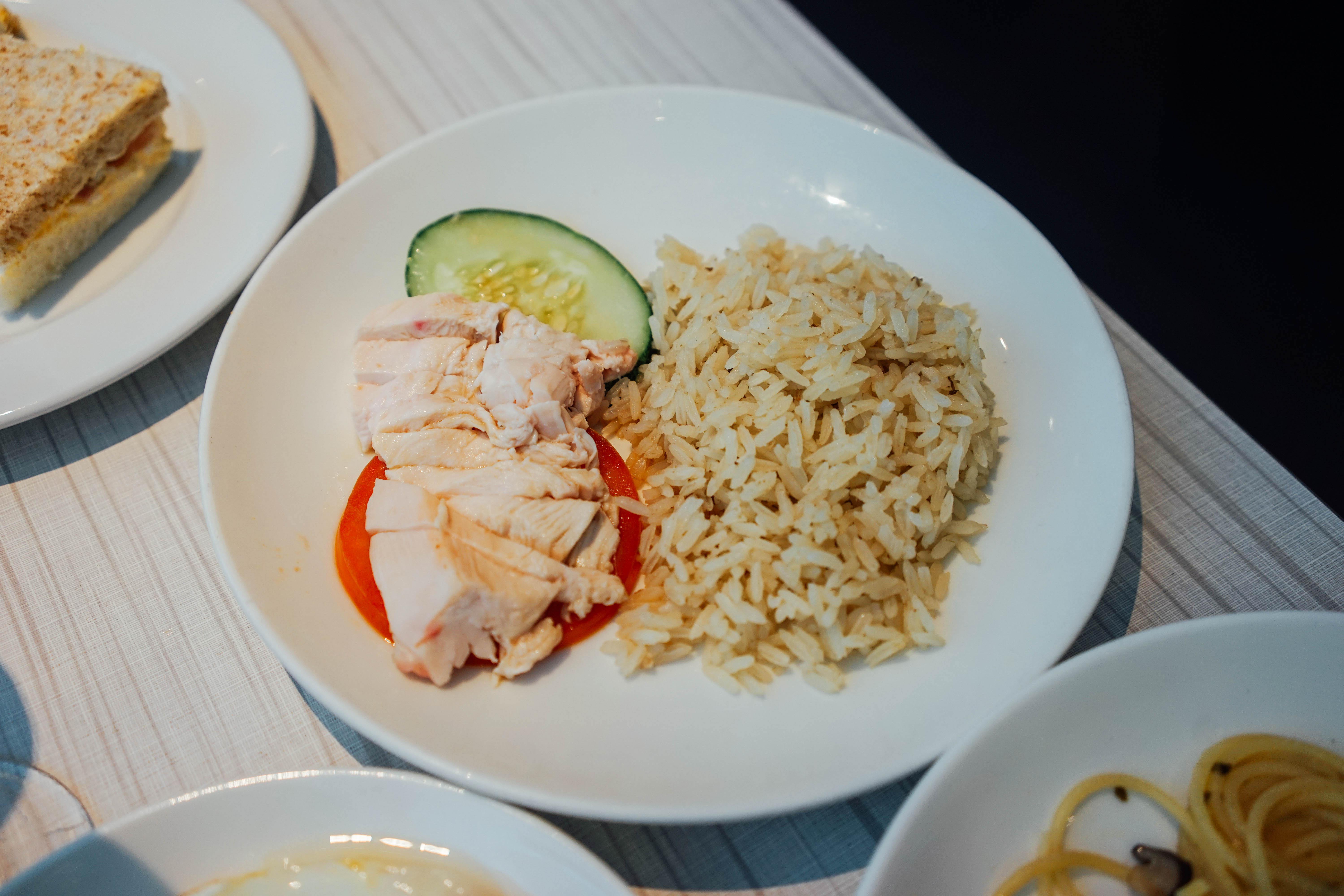 Weekend Brunch Buffet Madness @ Cafe 2000 @ M Hotel, Tanjong Pagar ...