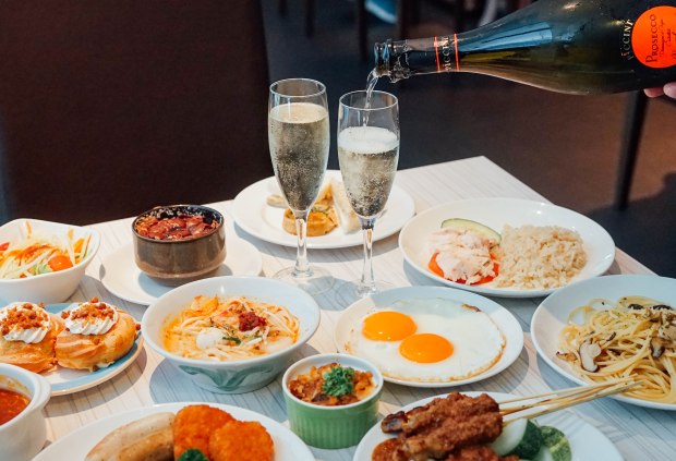 Weekend Brunch Buffet Madness @ Cafe 2000 @ M Hotel, Tanjong Pagar ...