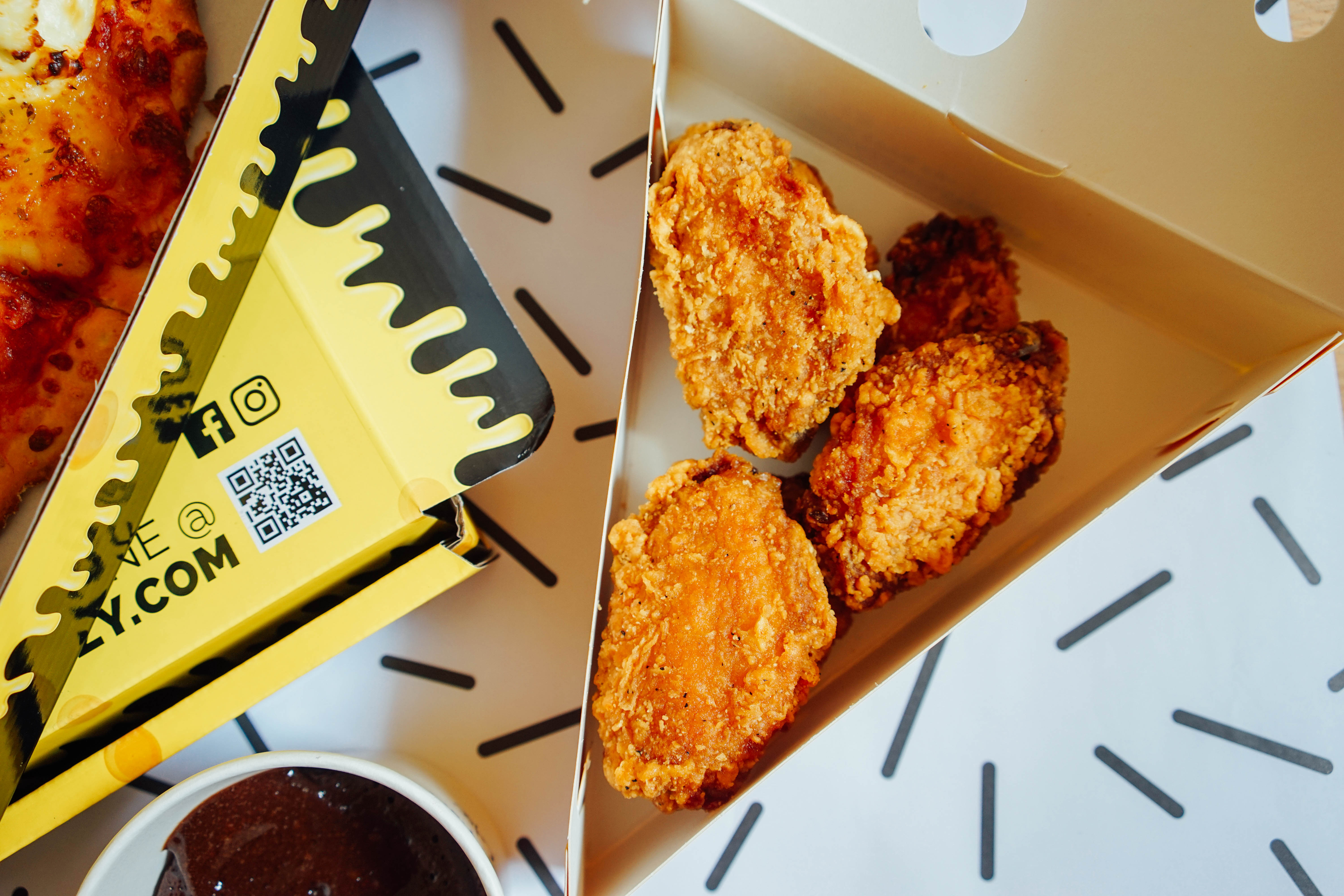 Overly Cheezy @ Hougang – Takeaway Handmade Thin Crust Pizzas with 5 ...