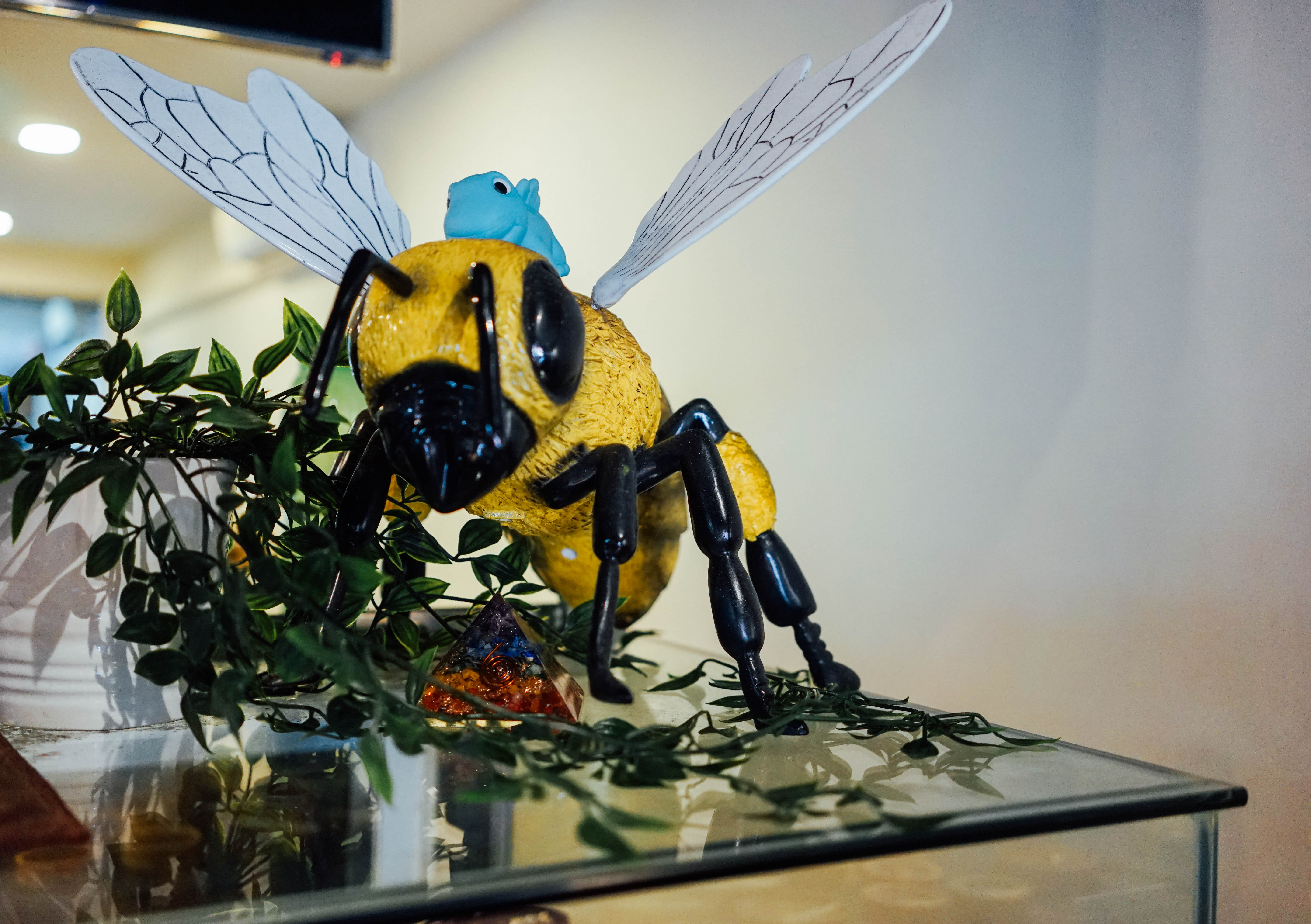 [CLOSED] The Forage Cafe @ Pari Burong, Simpang Bedok – Honey-Themed ...