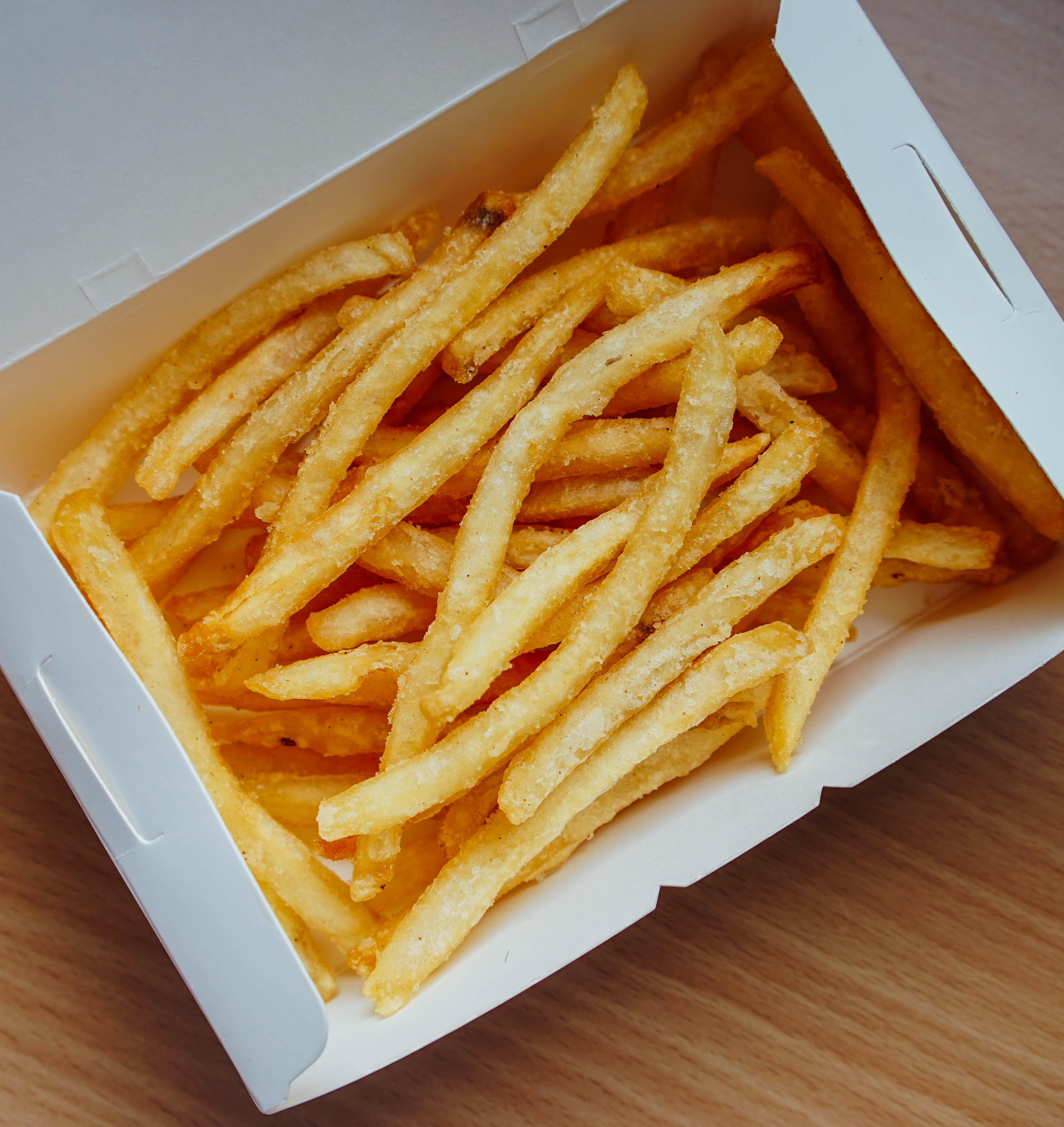 Crab & Burger – Crab-Themed Burger Delivery Service Helmed by Ex-Head ...