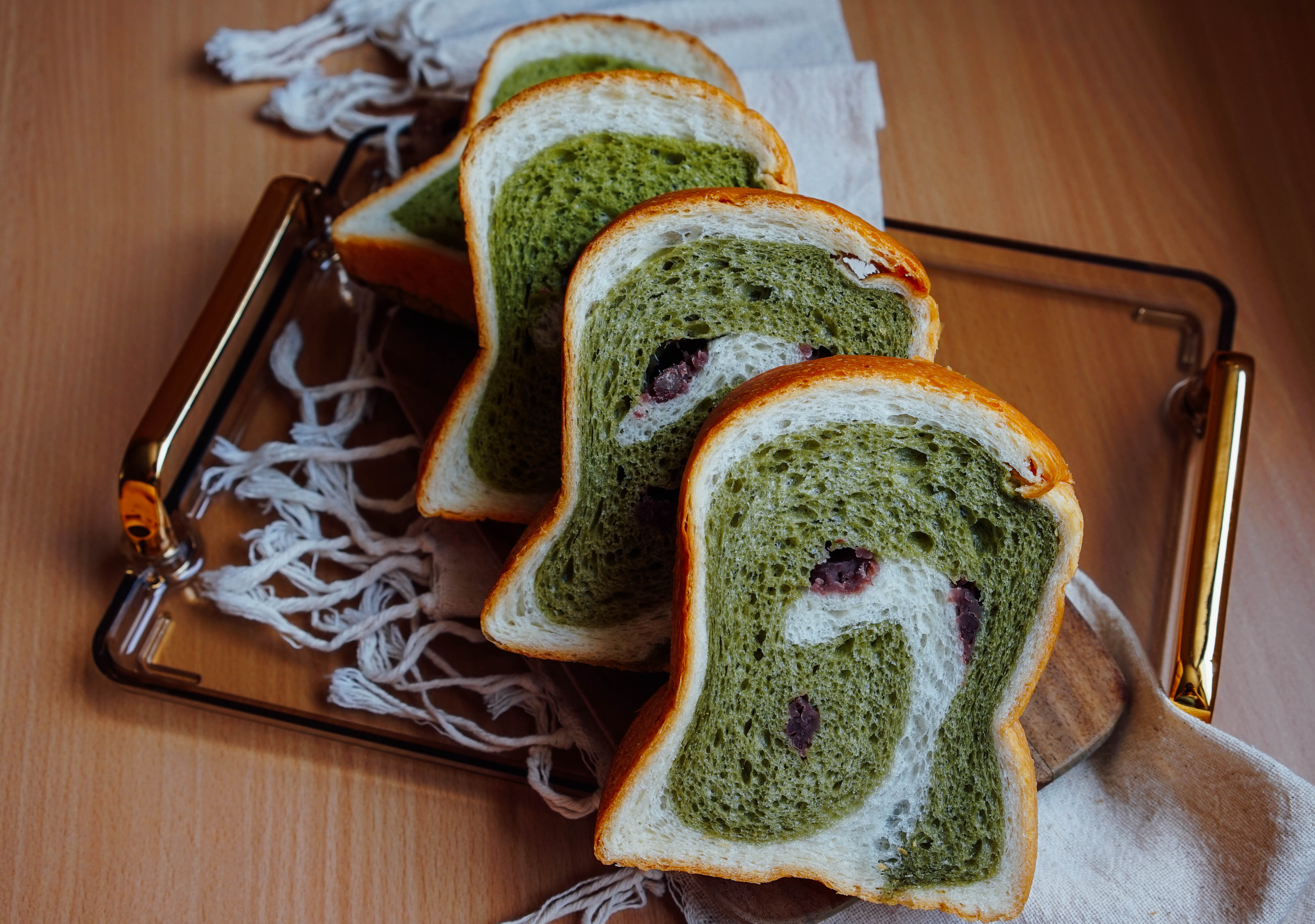 paaru-bakery-matcha-azuki-shokupan – Chue On It