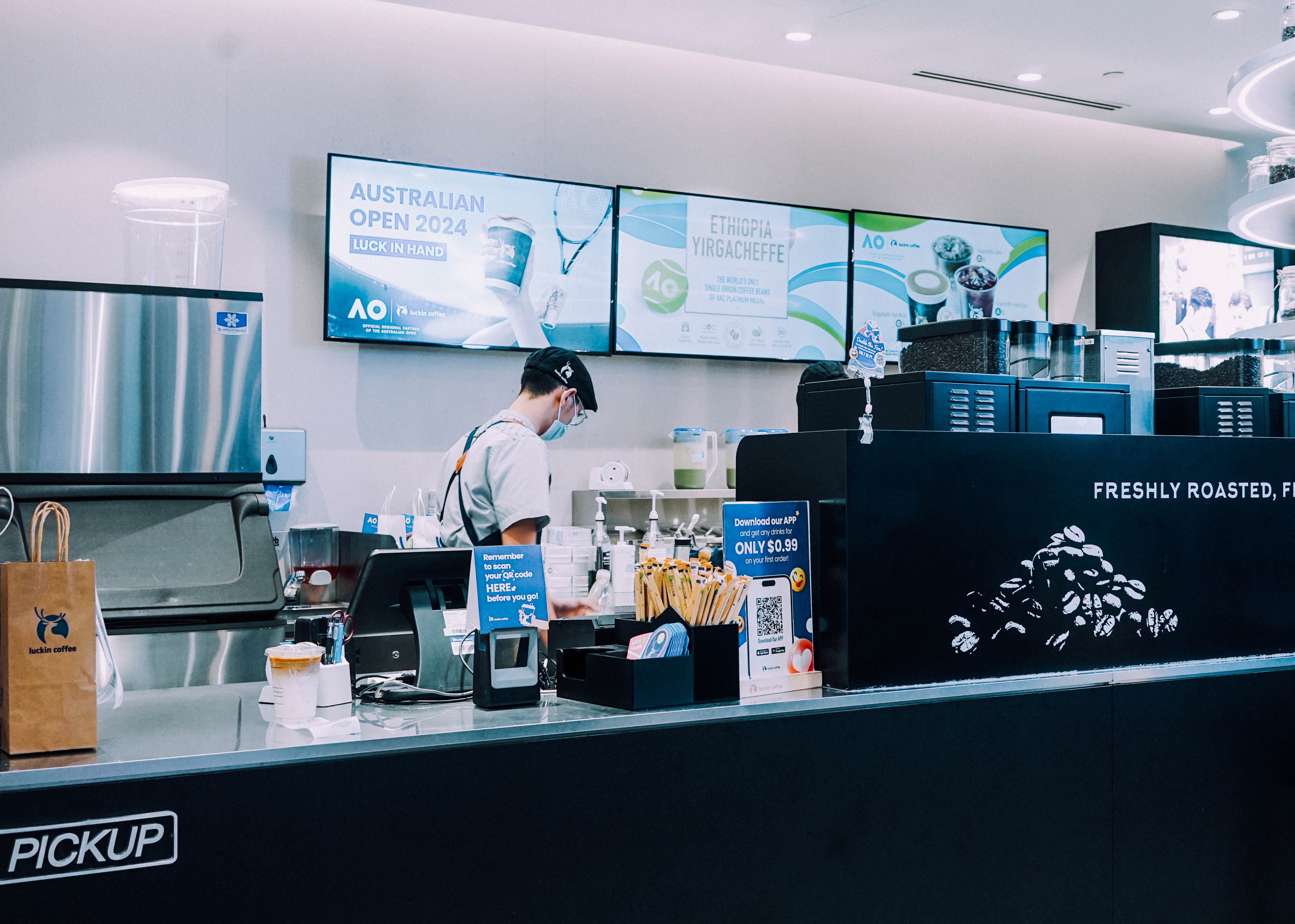 luckin coffee Orange Americano – Introducing luckin coffee’s Innovative ...