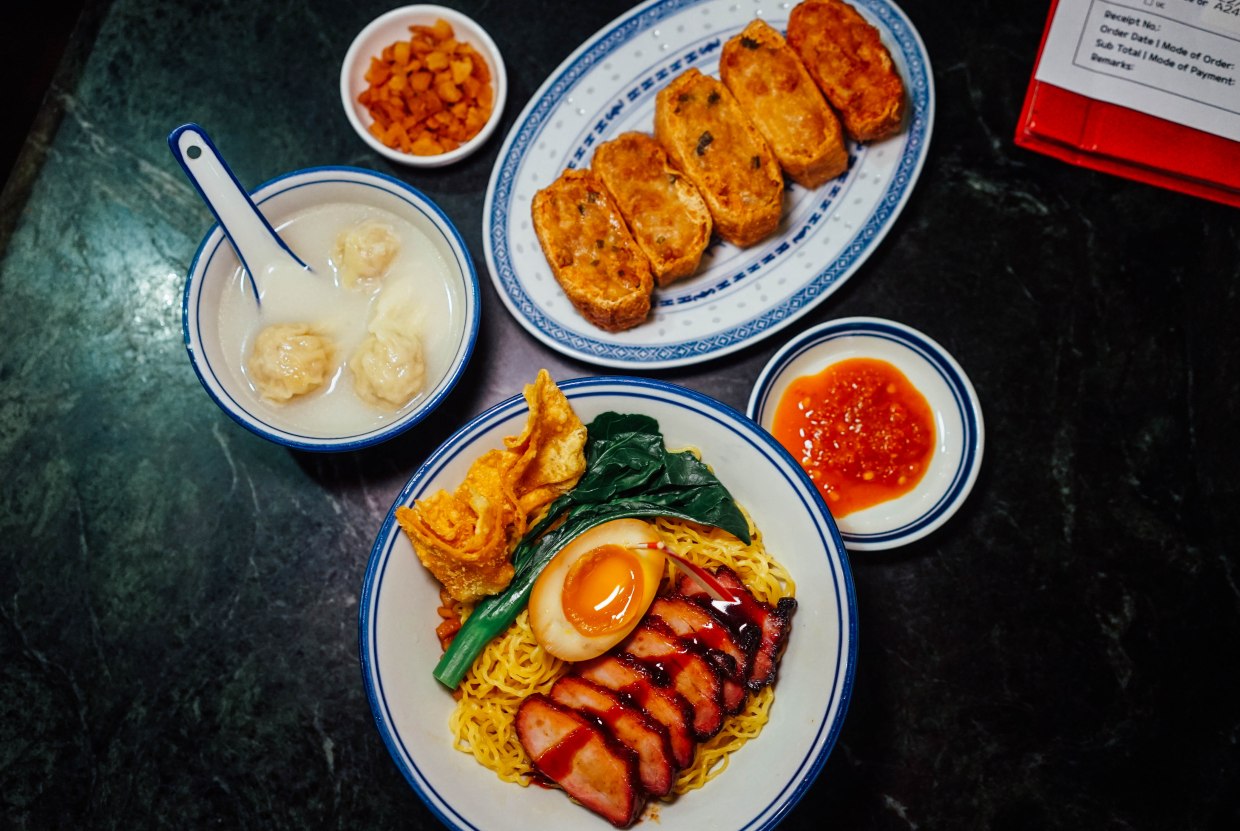 Chue On It – Eat • Play • Discover